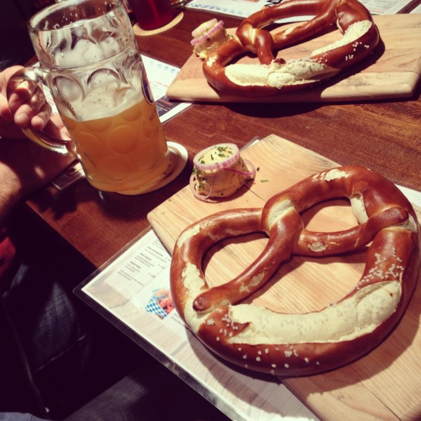 German Beer Hall meets American Sports Bar at Wurst und Bier | Drink Up ...